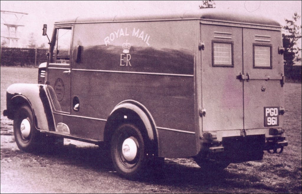 Post-War Vans – Trojan Museum Trust